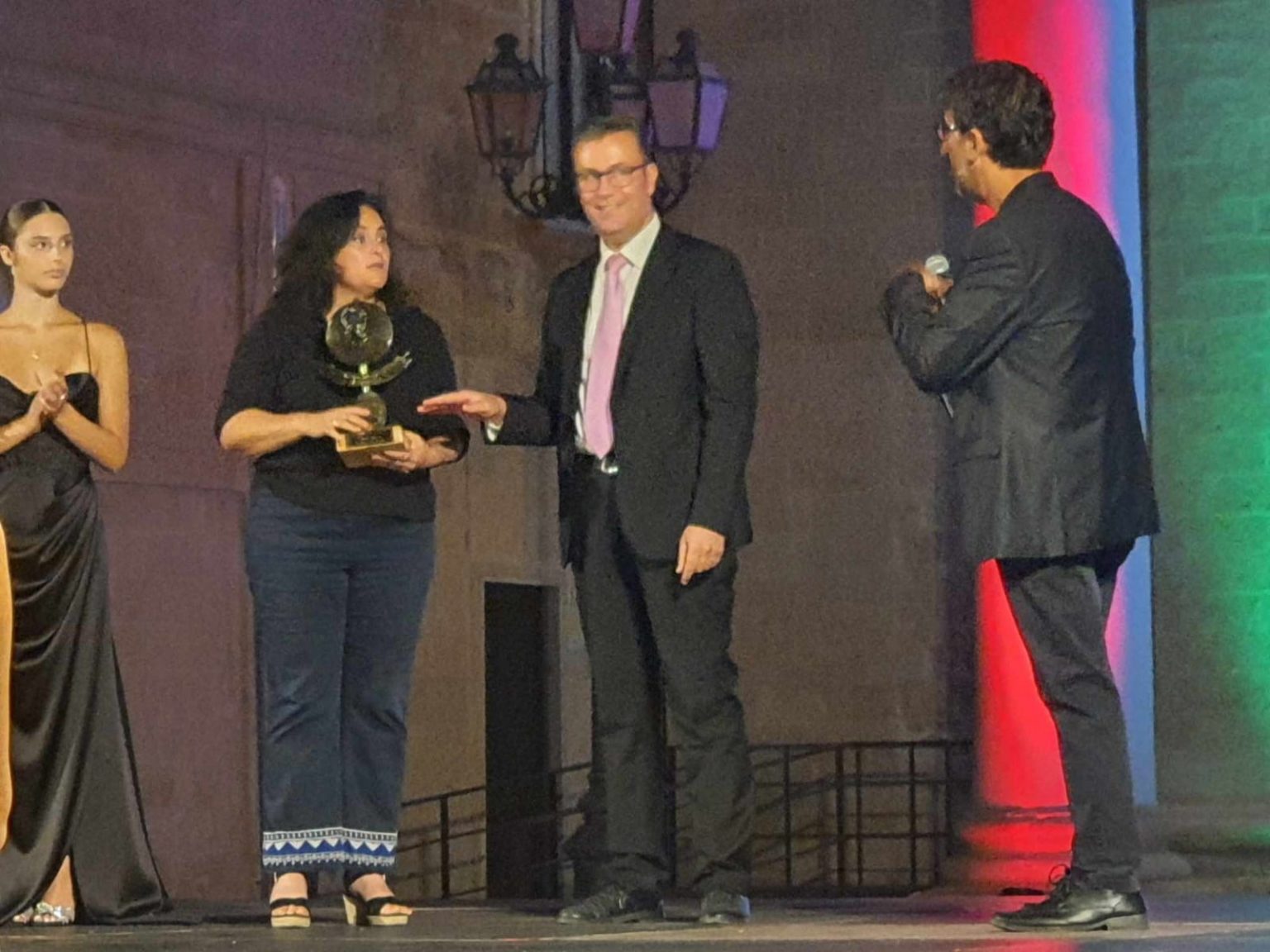 Professor Stefania Berutti Wins Archeology Award - Florence – Syracuse ...
